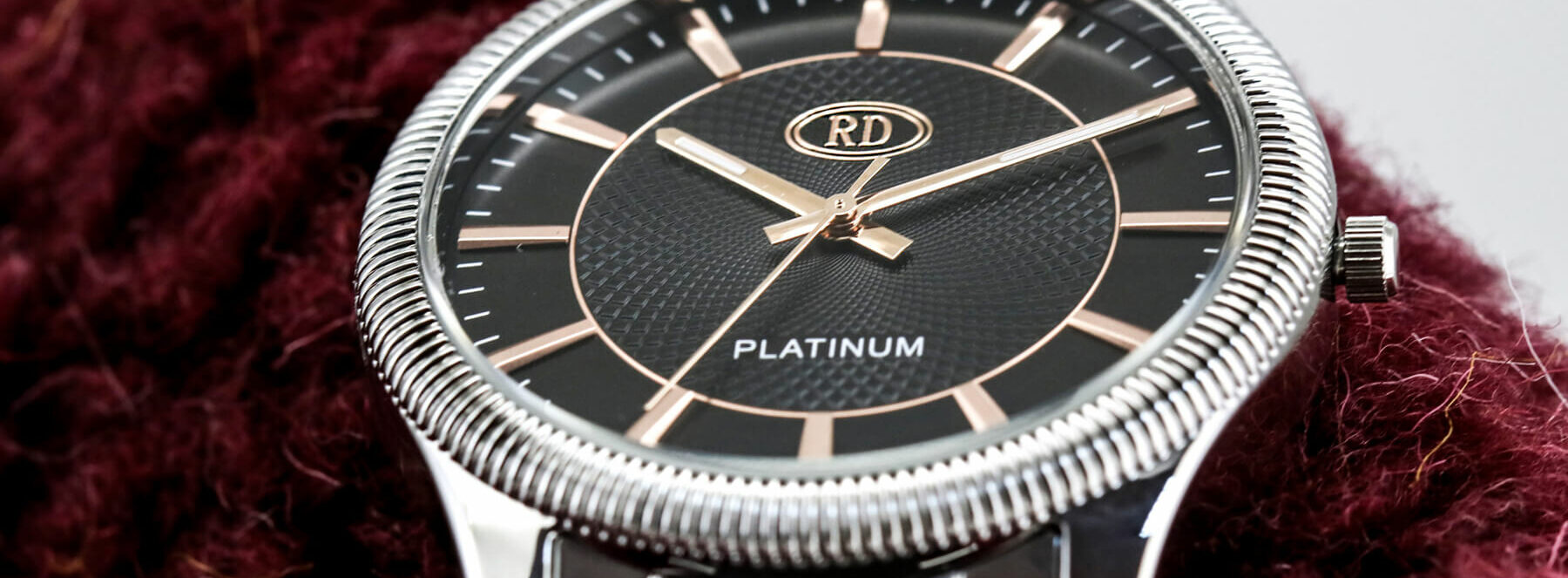 RAYMOND DANIEL – La Mode Pour Tout Le Monde